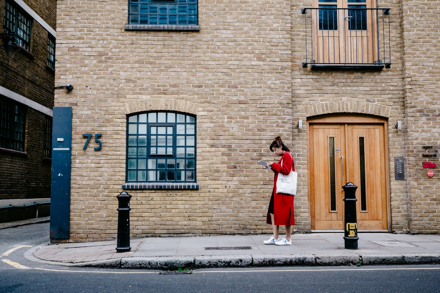 Tom Hosking - Street Photography: Hidden London